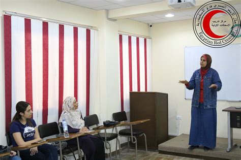 تنفيذ دورة الاسعافات الأولية لنقابة أطباء الأسنان مركز تدريب الإسعافات الأولية بالهلال الأحمر