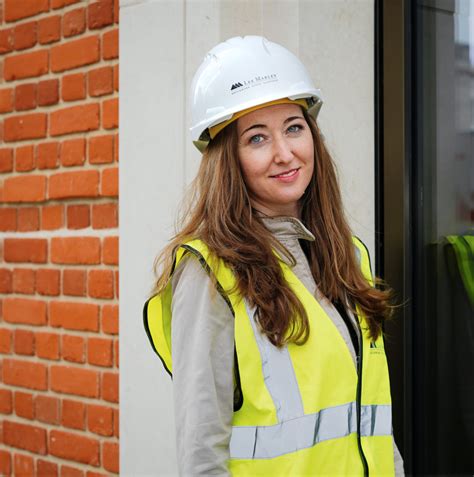 A Spotlight On Female Professionals In The Construction Industry