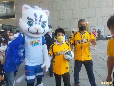 超級星期天主打親子牌 盧秀燕：守護婦幼鼓勵爸媽生養 政治 自由時報電子報