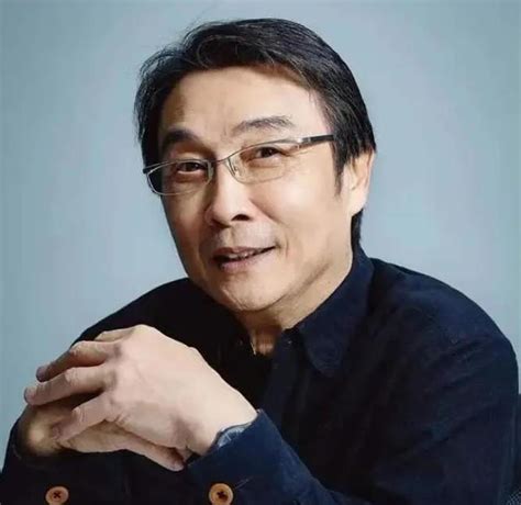 75岁刘松仁拒绝再复出拍戏，称时间体力有限：一切随环境随心而行