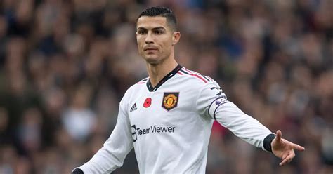 Psg Still Interested In Manchester United Forward Cristiano Ronaldo