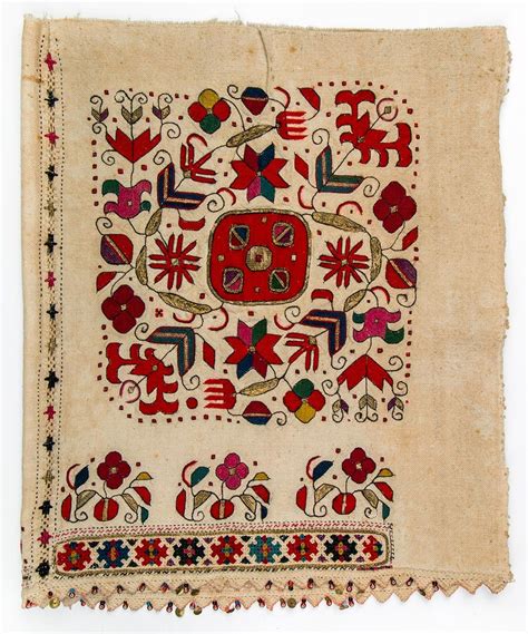 Колекция „Шевици” Национален исторически музей Folk Embroidery