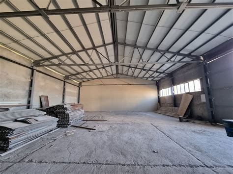 Велико Търново Складово помещение Склад 256 кв м Складове