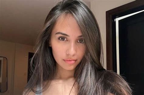 Model Cantik 1 000 Pacar Ciptakan Kloningan AI Seksi Untuk Kencan USD1 Per Menit