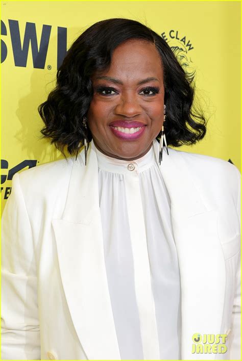 Best Friends Ben Affleck And Matt Damon Pose Together At Sxsw Premiere Of