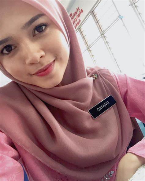 Cikgu Paling Comel Di Malaysia