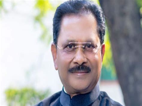 Who Is Dhiraj Prasad Sahu Cash Found In Income Tax Raid कांग्रेस के 3