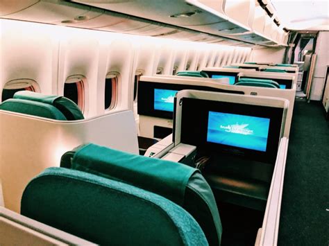 Korean Air Boeing 747 8i Business Class 2 Insideflyer De