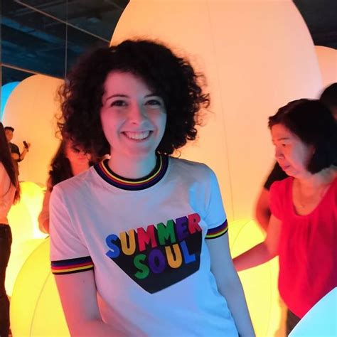 Mina Minaysf On Threads