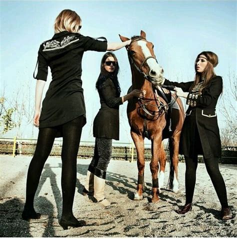 مانتو لباس زن دختر ایران تهران طراحی فشن مدرن هنر فرهنگ عکس مدل مدلینگ