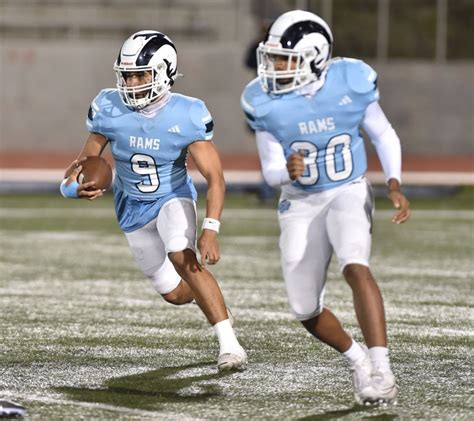 Ramona Football Team Routs Pleasant Valley To Win Cif State Division 5