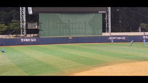 라온고등학교 야구부 선수들 롱토스 훈련 영상 X 목동야구장 Youtube