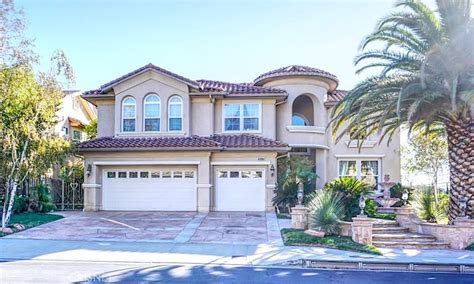 11716 N Abbey Ln Porter Ranch Ca 91326 ®
