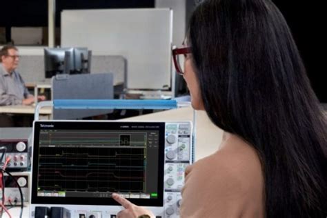 Tektronix 4 Series B Mixed Signal Oscilloscope Boosts Power Pro