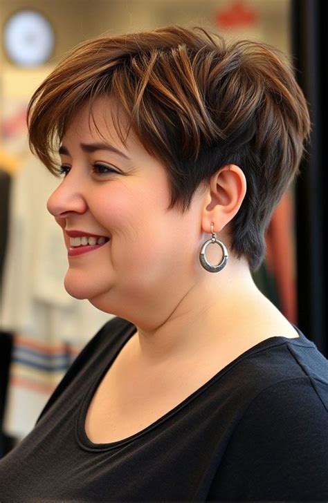 42 Short Hairstyles For Fat Faces And Double Chins Feathered Layered