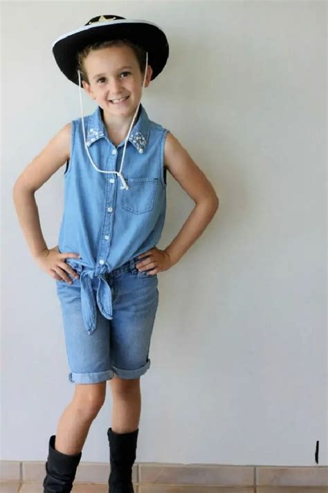 12 Diy Cowgirl Costume Ideas For Every Occasion Julie Ann Art