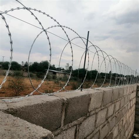 Flat Wrap Razor Wire For Sale Concertina Flat Wrap Razor Barbed Wire