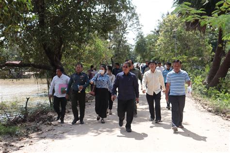 អភិបាលខេត្តតាកែវ អញ្ជើញចុះពិនិត្យទីតាំងត្រៀមរៀបចំពិធីបុណ្យអុំទូក នៅទន្លេបាទី ក្រសួងមហាផ្ទៃ