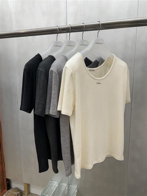 차콜당일 런던플랏 앙고라 유넥 티셔츠 color