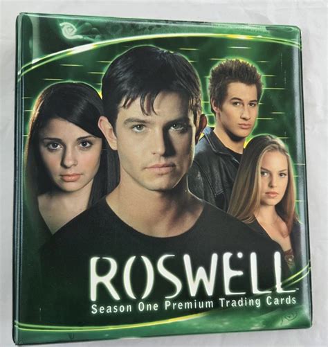 Roswell Season One 1 Premium Inkworks Official Collectors Album Binder