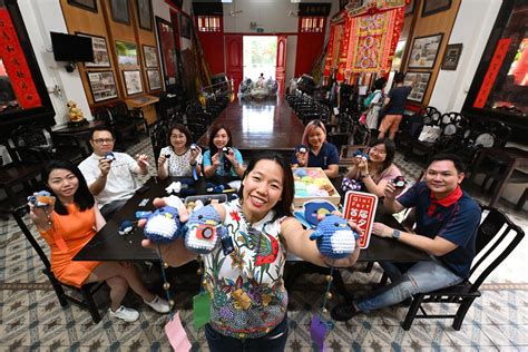Chinese Dialect Groups In Singapore Unite To Celebrate Long Lost Qixi