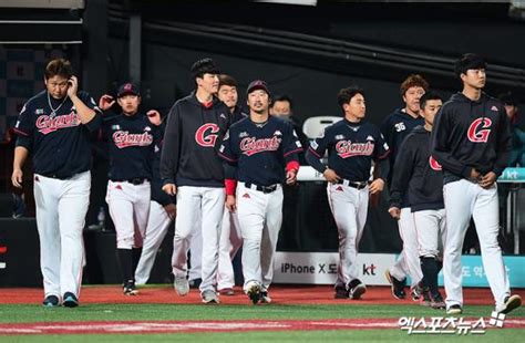 롯데 무서운 타격을 보여준 거인군단 포토