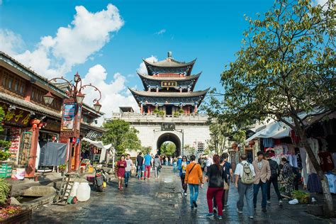 Discover Dali A Chinese Fairytale Of Wind Flowers Snow And Moon 🍃🌺🏔️🌙