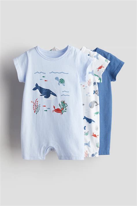 საბავშვო ტანსაცმელი Added A New Photo საბავშვო ტანსაცმელი