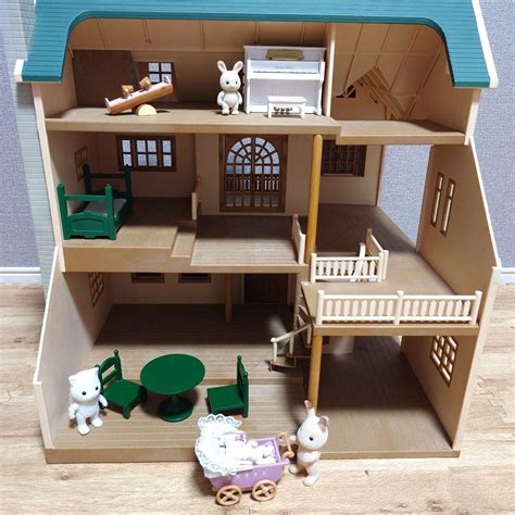⭐︎希少・美品⭐︎ シルバニアファミリー 緑の丘のすてきなお家 廃盤 家具セット メルカリ
