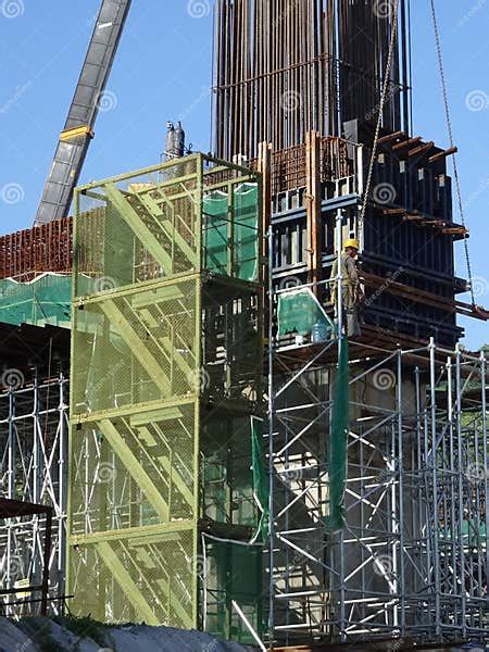 Installation Of Temporary Scaffolding For The Construction Of Tall Concrete Structures