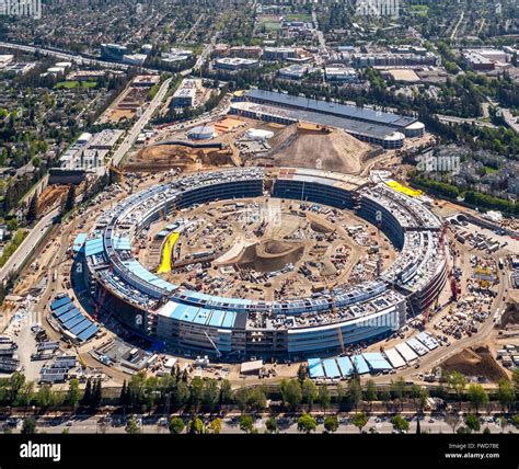New Apple Campus Ii Aerial New Apple Computer Campus Under