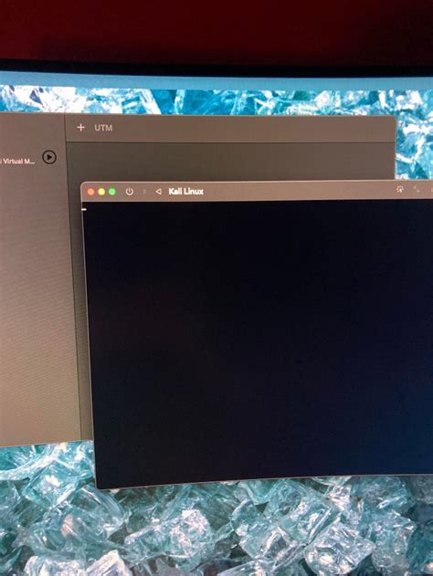 kali linux stuck like this when trying to boot up pretty sure it s an
