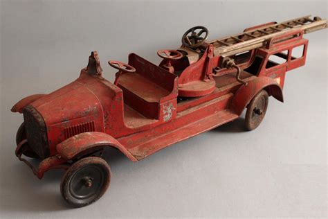 Antique 1926 Moline Pressed Steel 205b Buddy L Aerial Ladder Fire Truck