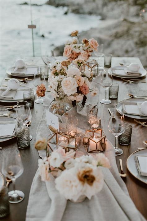 A Cape Hotel Cabo Wedding Alexis And Garrett Amy Abbott Events Wedding Dinner Table Setting