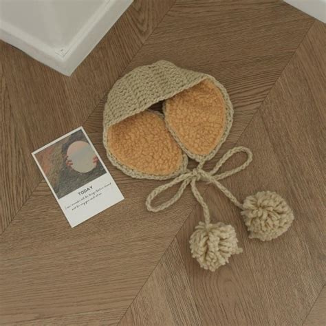 옷자락 여자 5컬러 배색 방울 포인트 니트 귀도리 귀마개