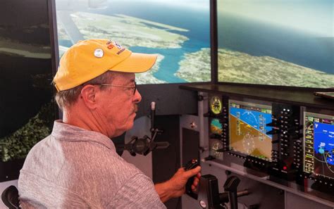 Why You Should Use A Flight Simulator To Transition To A Glass Cockpit