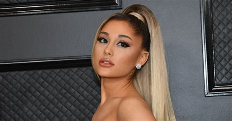 Ariana Grande 60s Cat Eye Makeup Is Viral Tiktok Trend