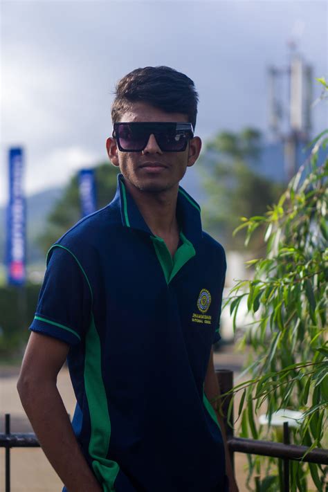 Janindu Heshan Medium