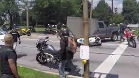 Biker Dad No Arrests Or Tickets In Biker Vs Truck Road Rage