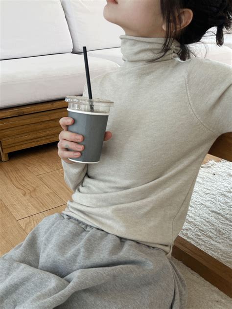 김아홉 비스코스 소프트 폴라 T