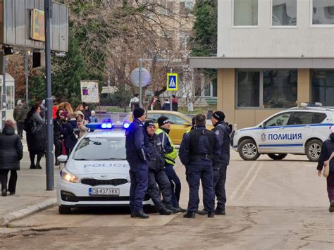 Увеличават допълнителното възнаграждение за нощен труд на полицаите