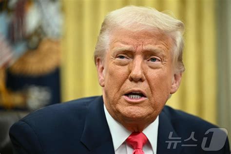속보 트럼프 비트코인 전략적 준비금 설립 행정명령 서명 뉴스1