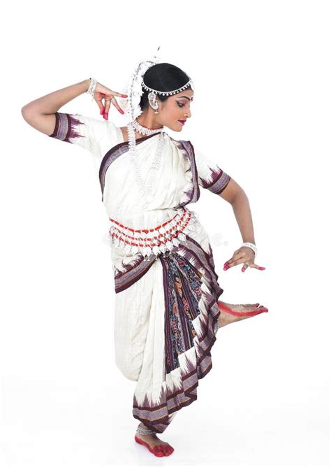 Bailar N De Sexo Femenino Cl Sico Indio Foto De Archivo Imagen De Tnico Traje