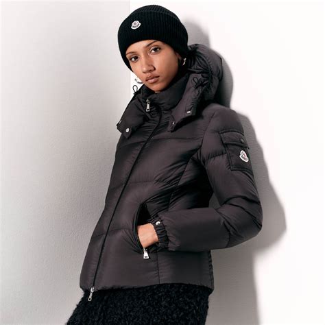 Moncler South Korea Official Store — Down Jackets And Clothing