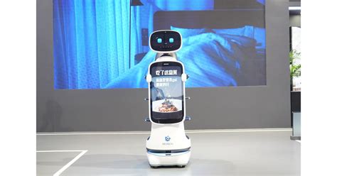 Keenon Robotics Unveils Dinerbot T10 And Kleenbot C30 At World Robot Conference 2023 In Beijing