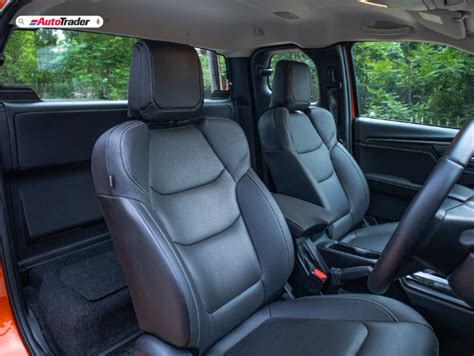 Isuzu D Max 3 0 LSE Extended Cab 2022 Review Expert Isuzu D Max Car Reviews AutoTrader