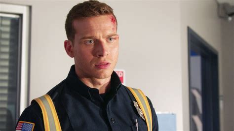 Nonton Brawl In Cell Block 9 1 1 Season 5 Episode 6 Brawl In Cell