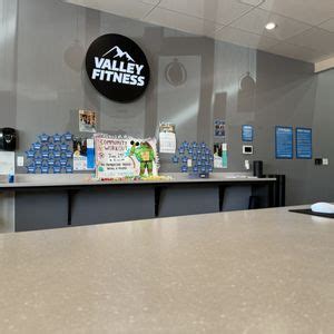 Crunch Fitness Updated March 2026 19 Photos And 16 Reviews 7370 N