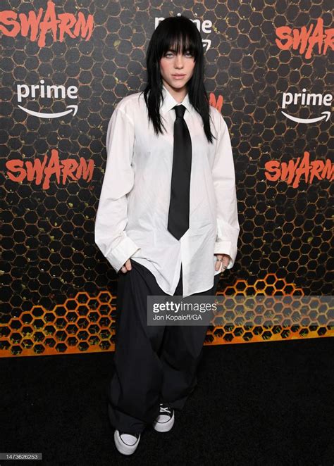 Pin By Juliaphoebejane On Fw2223 Billie Billie Eilish Outfits