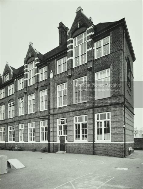 Ecclesbourne Primary School Exterior London Picture Archive
